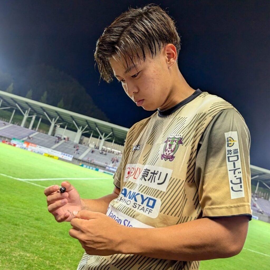 【8/17(土)山口戦】千葉寛汰選手 TODAY’S HEROアクリルプレート販売のお知らせ | 藤枝MYFC
