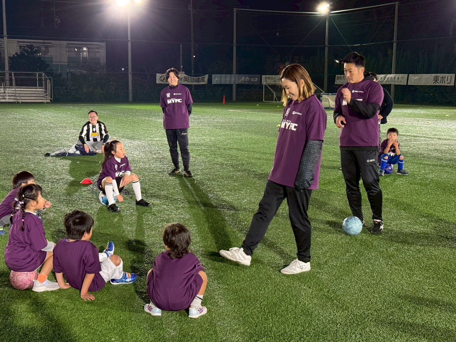 【レポート】11/8(土)「あいネットグループpresents 藤枝MYFC 親子サッカー教室」を開催 | 藤枝MYFC